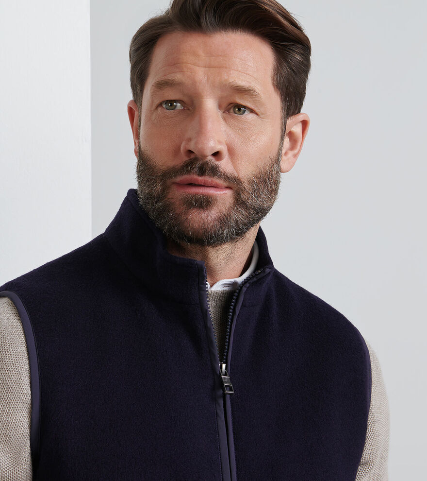 Crown Flex Merino Gilet | Men's Gilets | Peter Millar