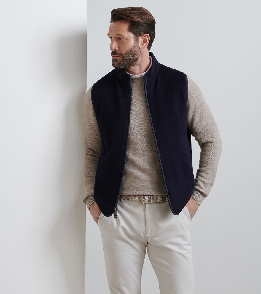 Crown Flex Merino Gilet | Men's Gilets | Peter Millar